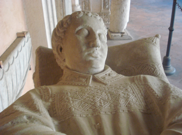 Arnolfo di Cambio e il monumento Annibaldi | Maria Luisa Ghianda